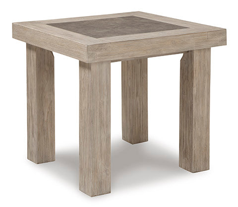 Hennington Coffee Table – Luxury D Homes Furniture